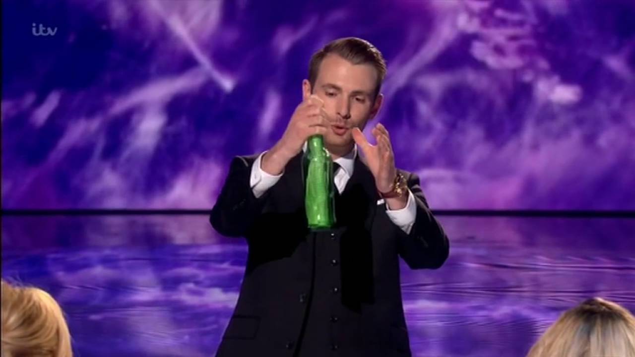 BGT magic Soldier Richard Jones semi final - YouTube