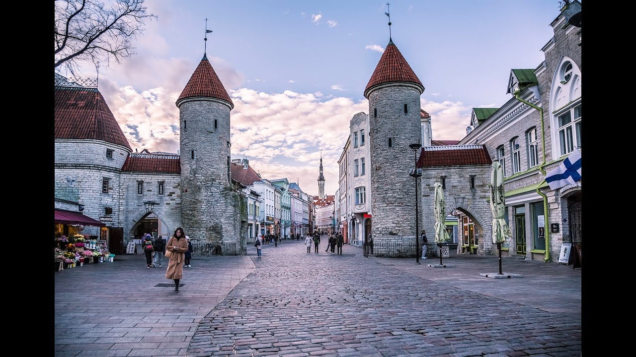Tallinn Walking Tour October 2022 - YouTube