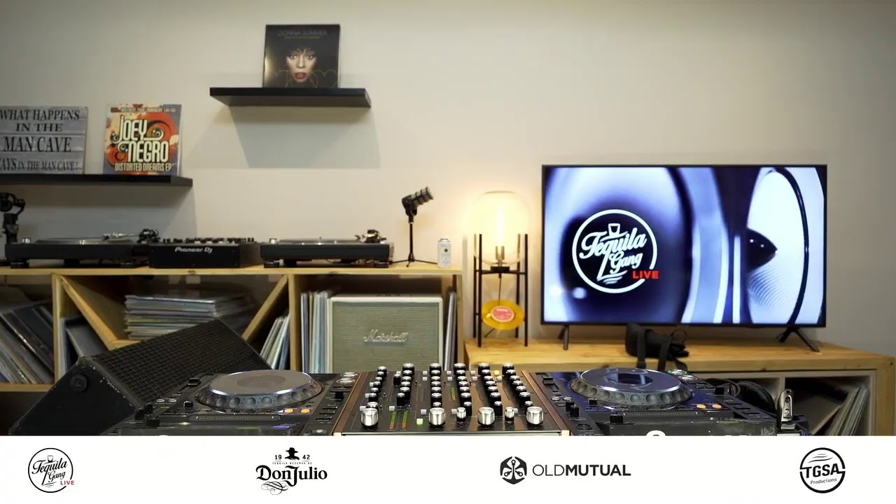 Tequila GANG LIVE with OttoB, Trancemicsoul and Vinny Da Vinci - YouTube