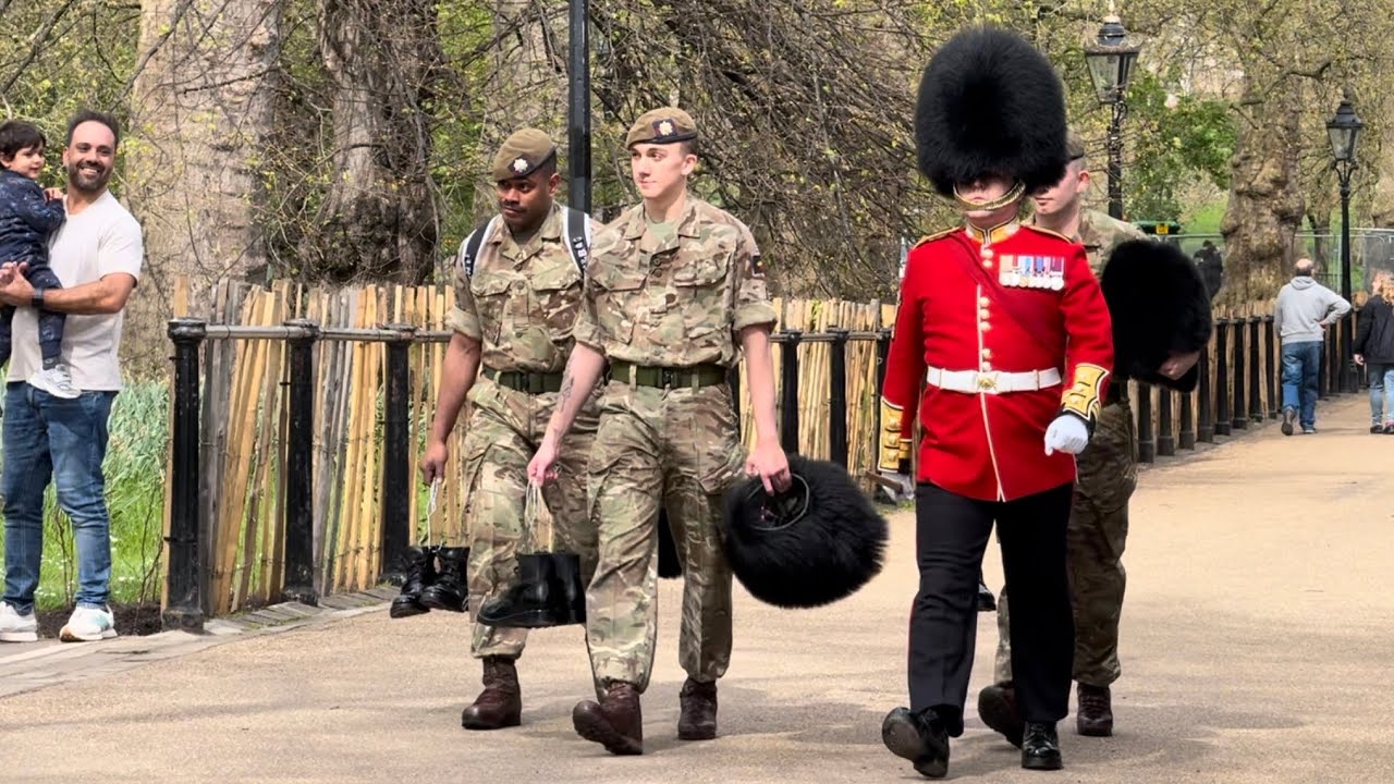 MIGHTY BOSS WALKS WITH OFF-DUTY KING'S GUARDS - YouTube