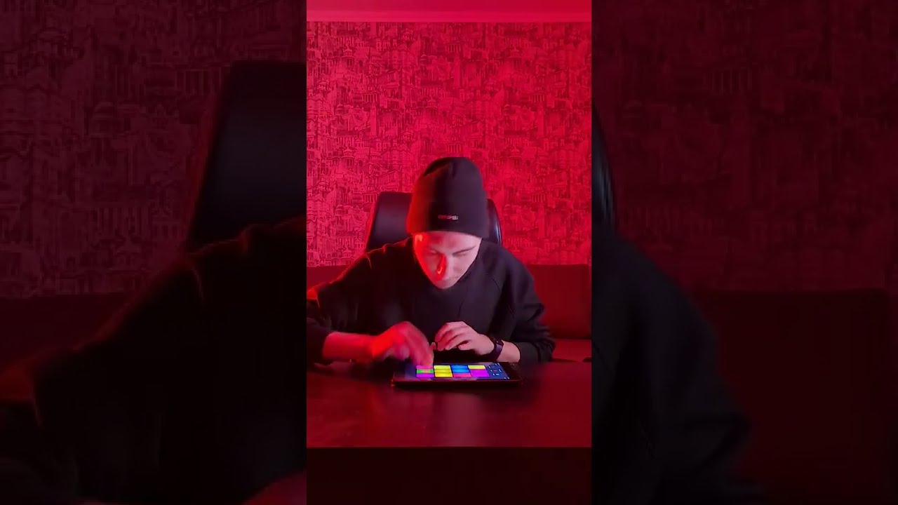 Alternative DNB — Drum Pad Machine (by Arhtur Romashkan) - YouTube