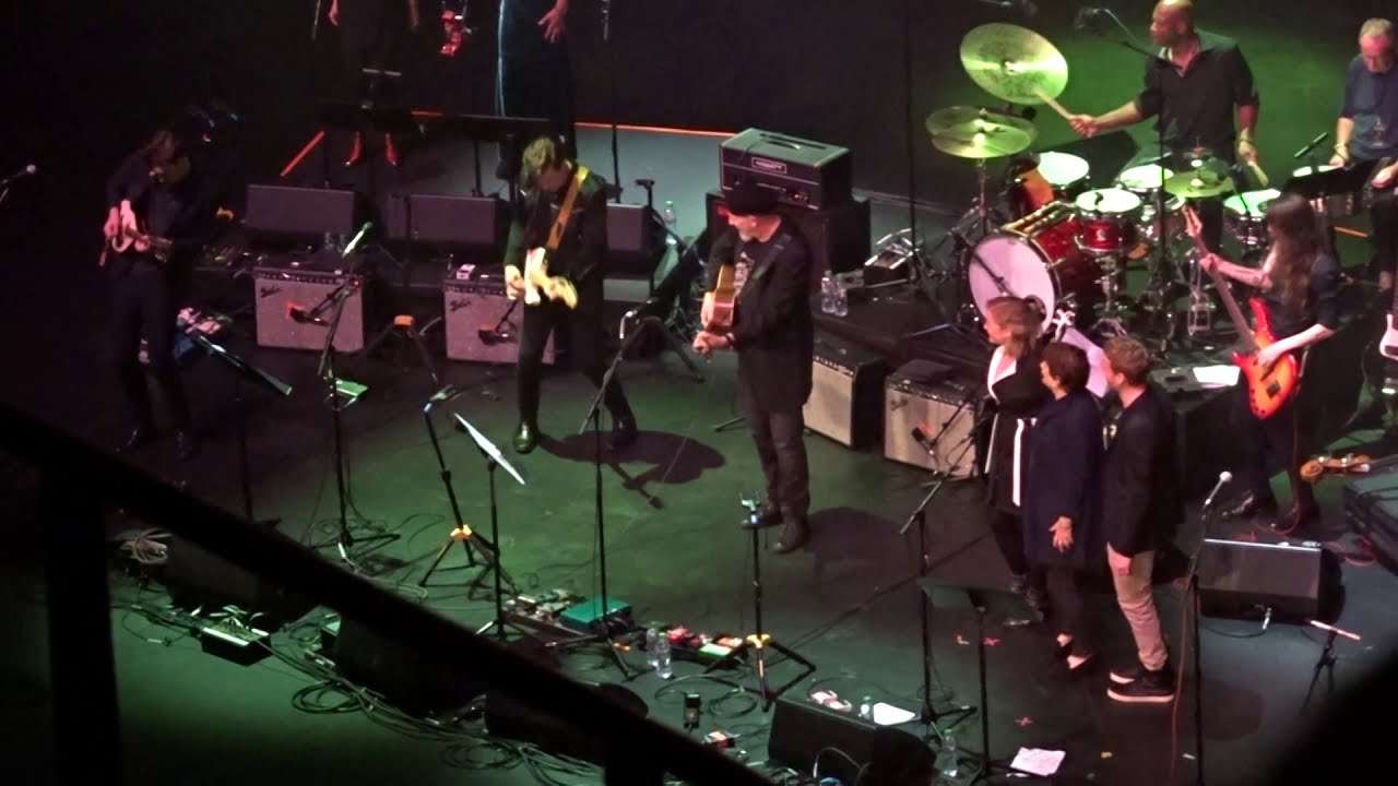 Richard Thompson & Thompson-family - That's enough - Royal Albert Hall ...