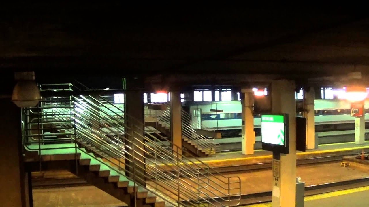 S2 E14: Amtrak Departing Chicago Union Station - YouTube