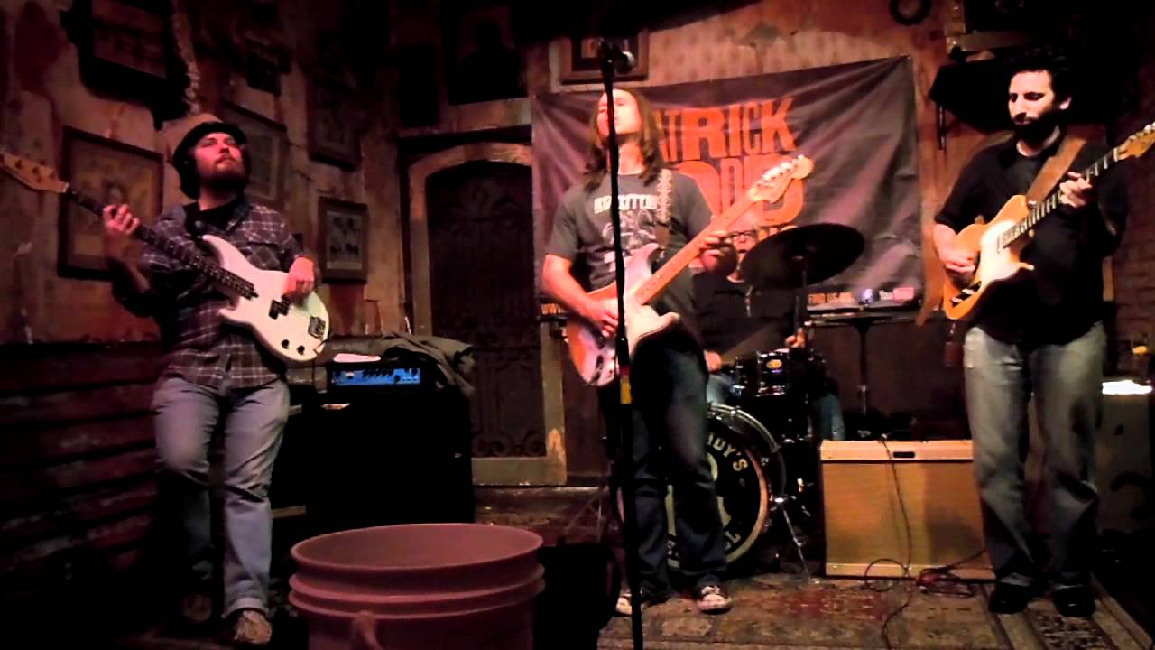 PATRICK DODD 1/20/2012 - Whipping Post @Blues Hall - YouTube