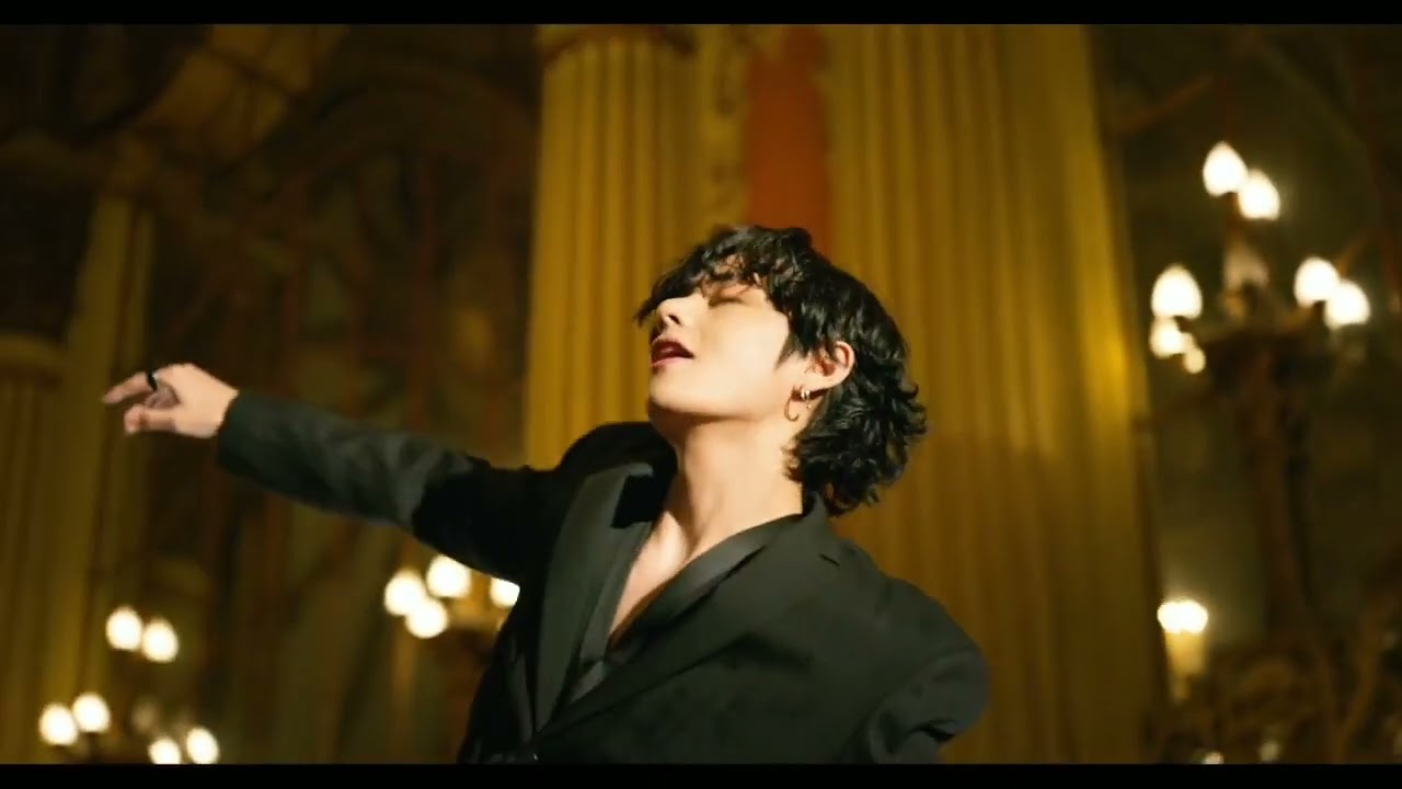 𝐌𝐚𝐧𝐢𝐤𝐞 || BTS bollywood hindi songs edits || Edit by Rihanna ...