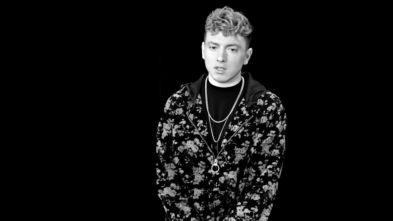 AK - FAMILY TREE (Prod. AK) - YouTube Music