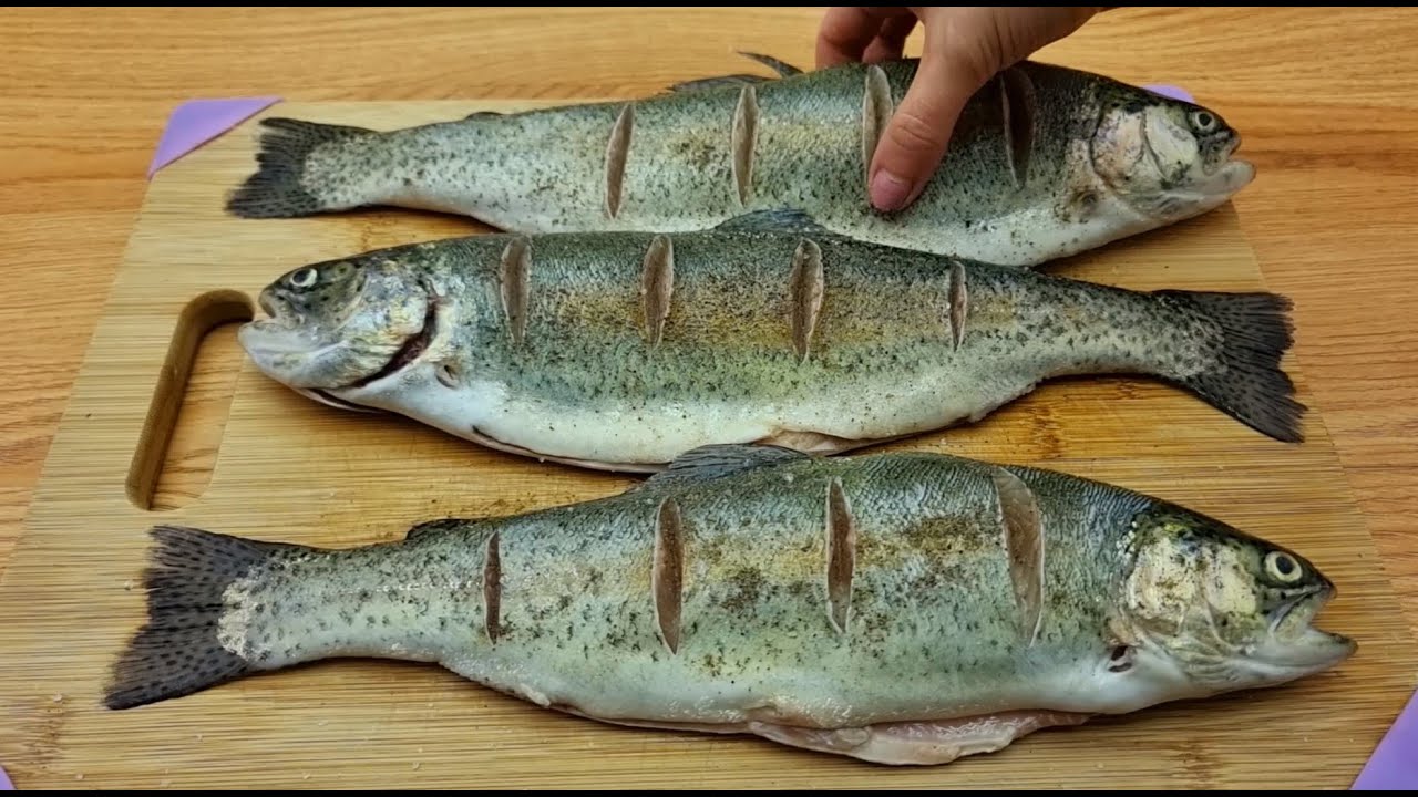 Einfach und lecker! Ein unglaubliches Rezept für Fisch, der auf der ...