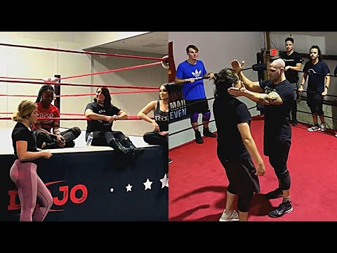 10 Mejores Escuelas de Pro Wrestling para novatos o principiantes