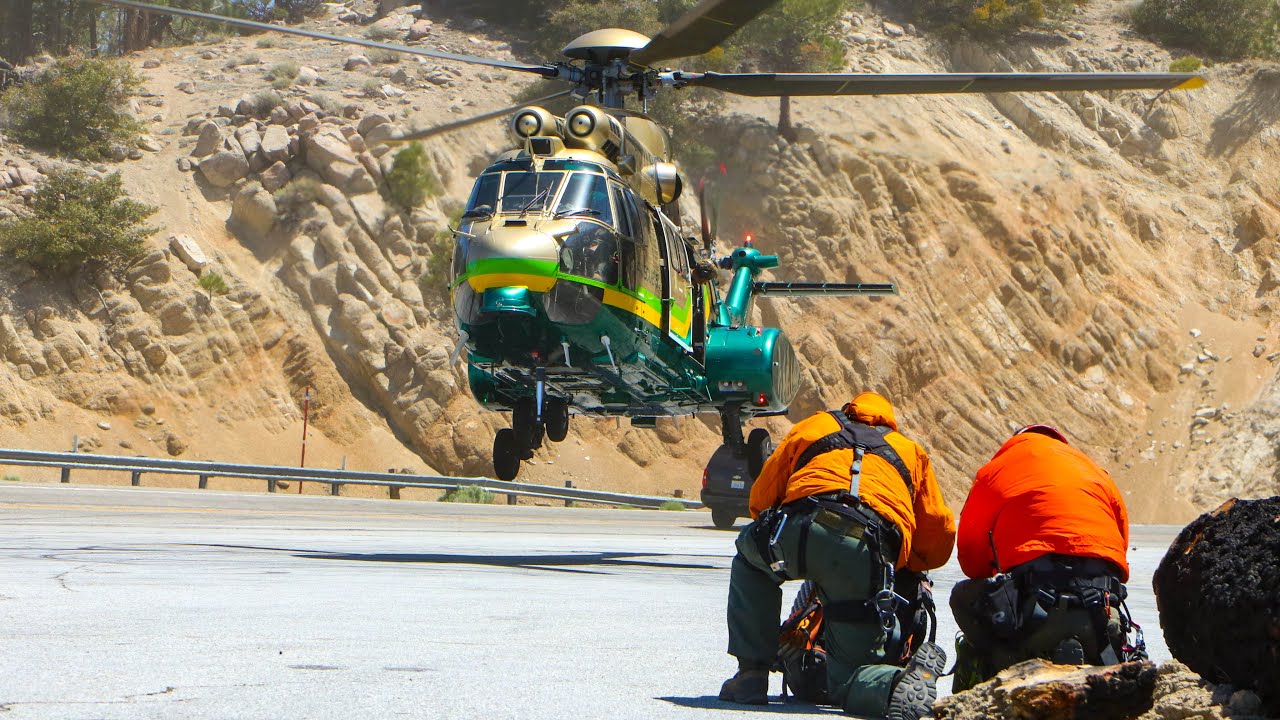 LASD Air Rescue 5 Picks Up Search Teams To Search For Missing Hiker ...