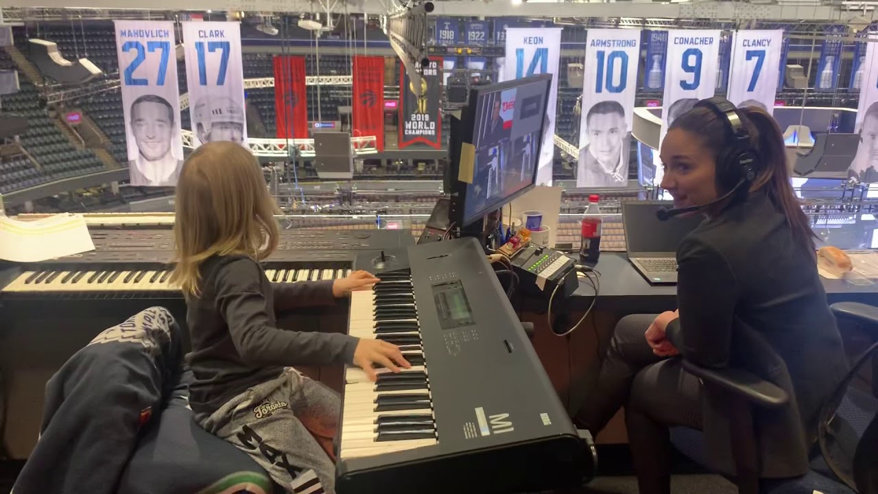 Max Keys 1st Rehearsal for the Toronto Maple Leafs - YouTube