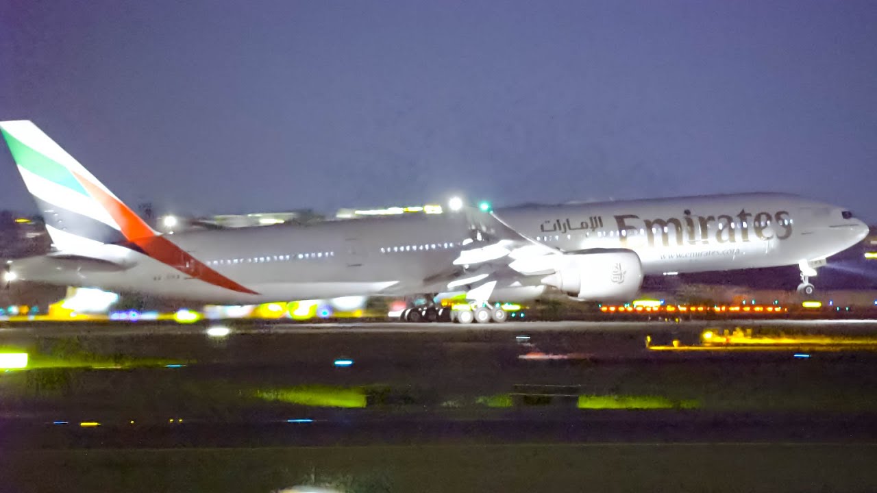 NIGHT TIME ACTION at Sydney Airport | B777 B787 A330 A350 Fokker 100 ...