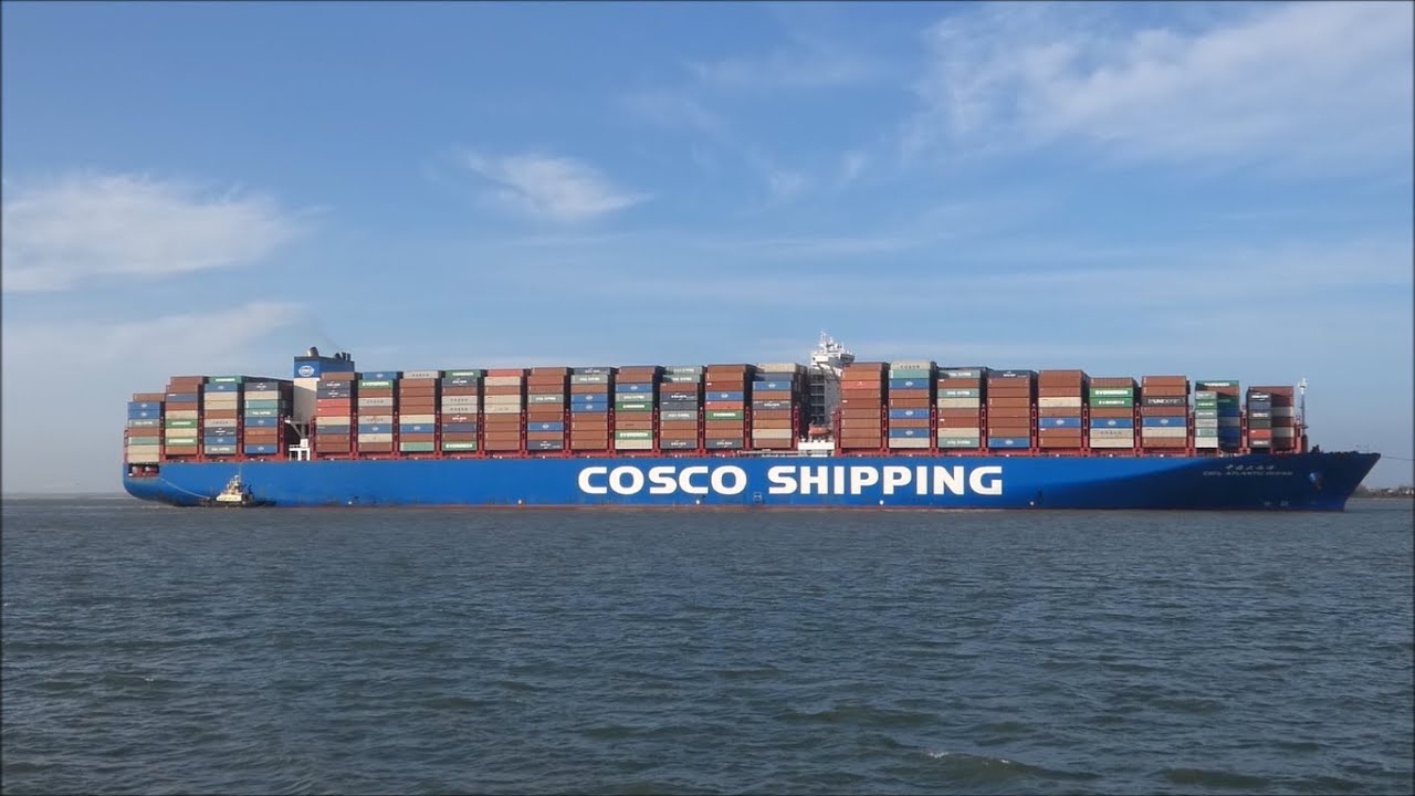 Heavily laden CSCL Atlantic Ocean arrives to the Port of Felixstowe ...