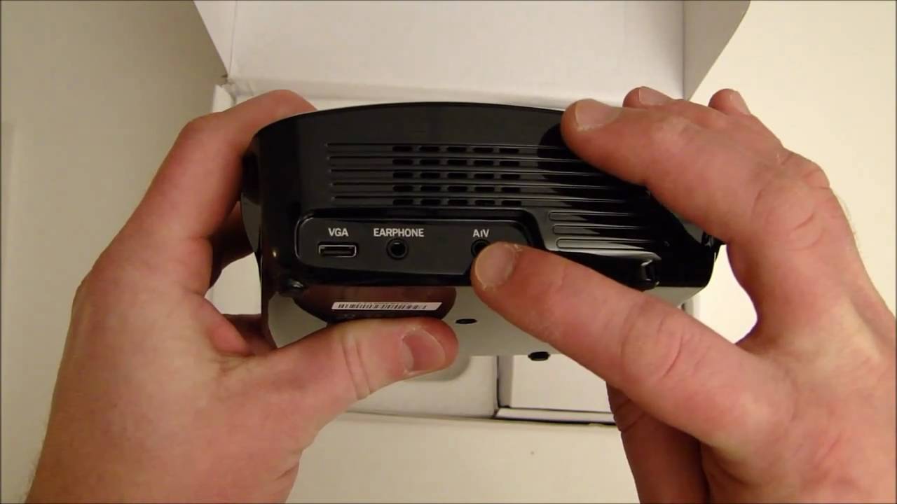 Picopros Unboxing of Aaxa Technologies M2 Micro Projector - YouTube