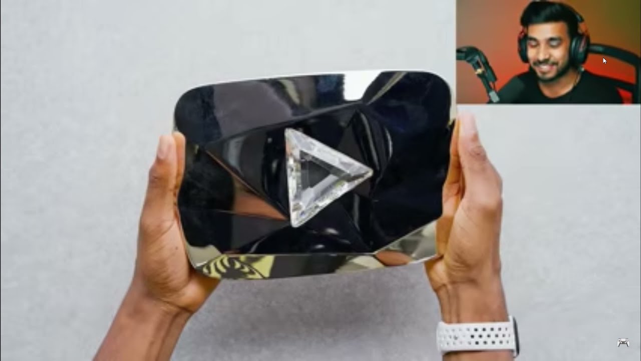 DIAMOND PLAY BUTTON UNBOXING TECHNO GAMERZ DIAMOND PLAY BUTTON UNBOXING ...