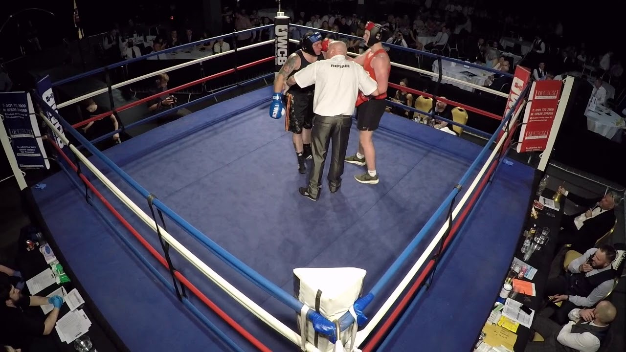 Ultra White Collar Boxing | Doncaster | Callum Cross VS Tarquin ...
