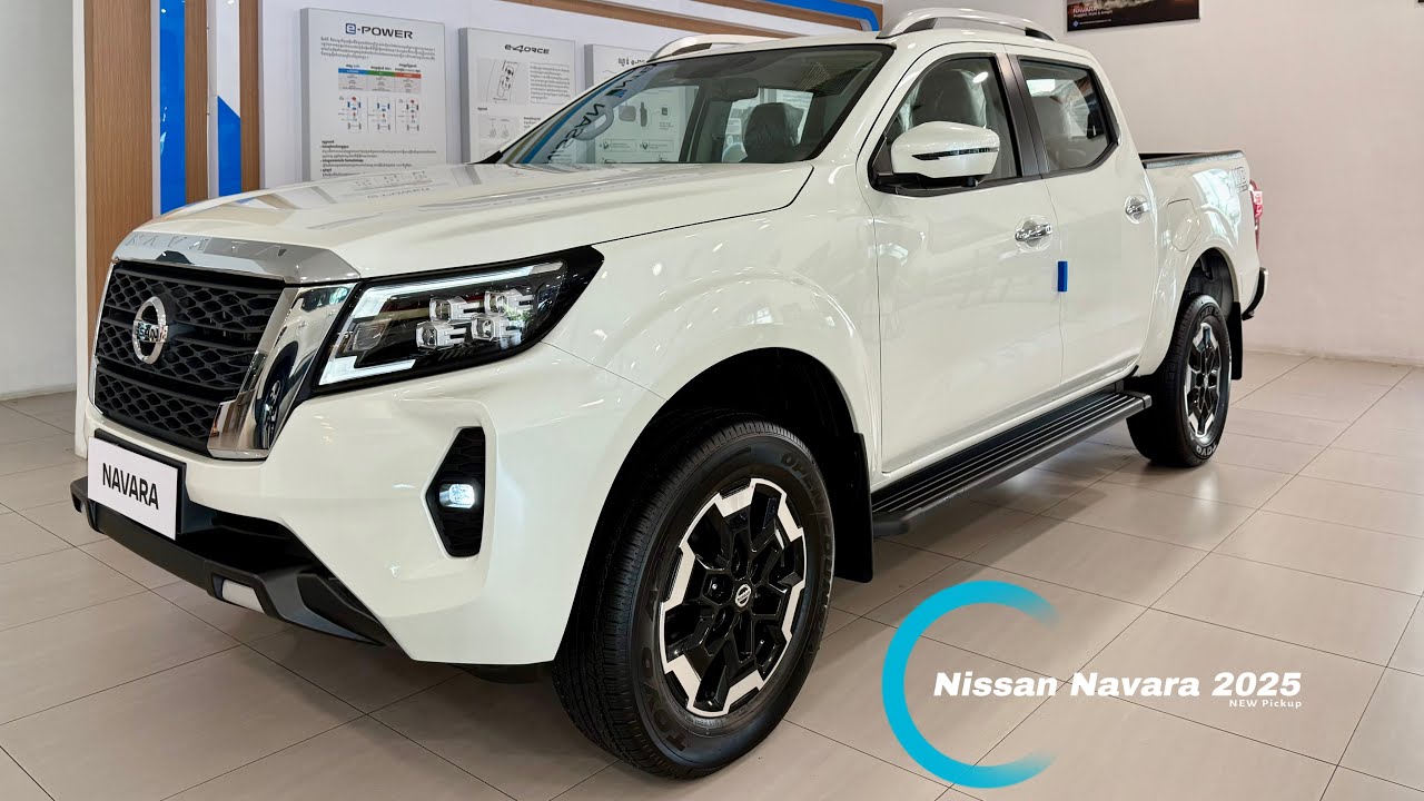 First Look: 2025 Nissan Navara Redefines the Modern Workhorse - YouTube