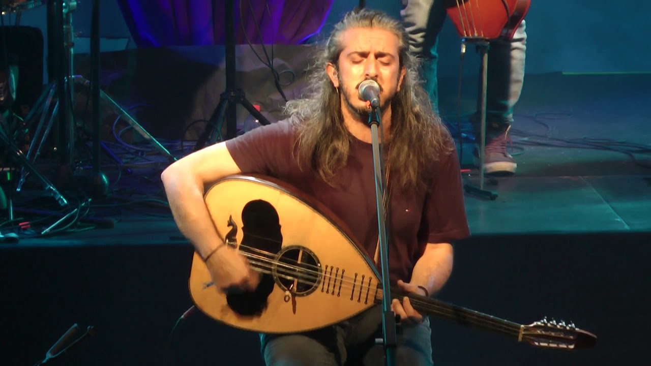 Βοσκαρουδάκι αμούστακο | Γιάννης Χαρούλης - YouTube