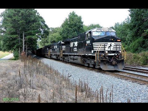 HD: NS 9885 leads NS Train 799 in Carrollton, GA - YouTube