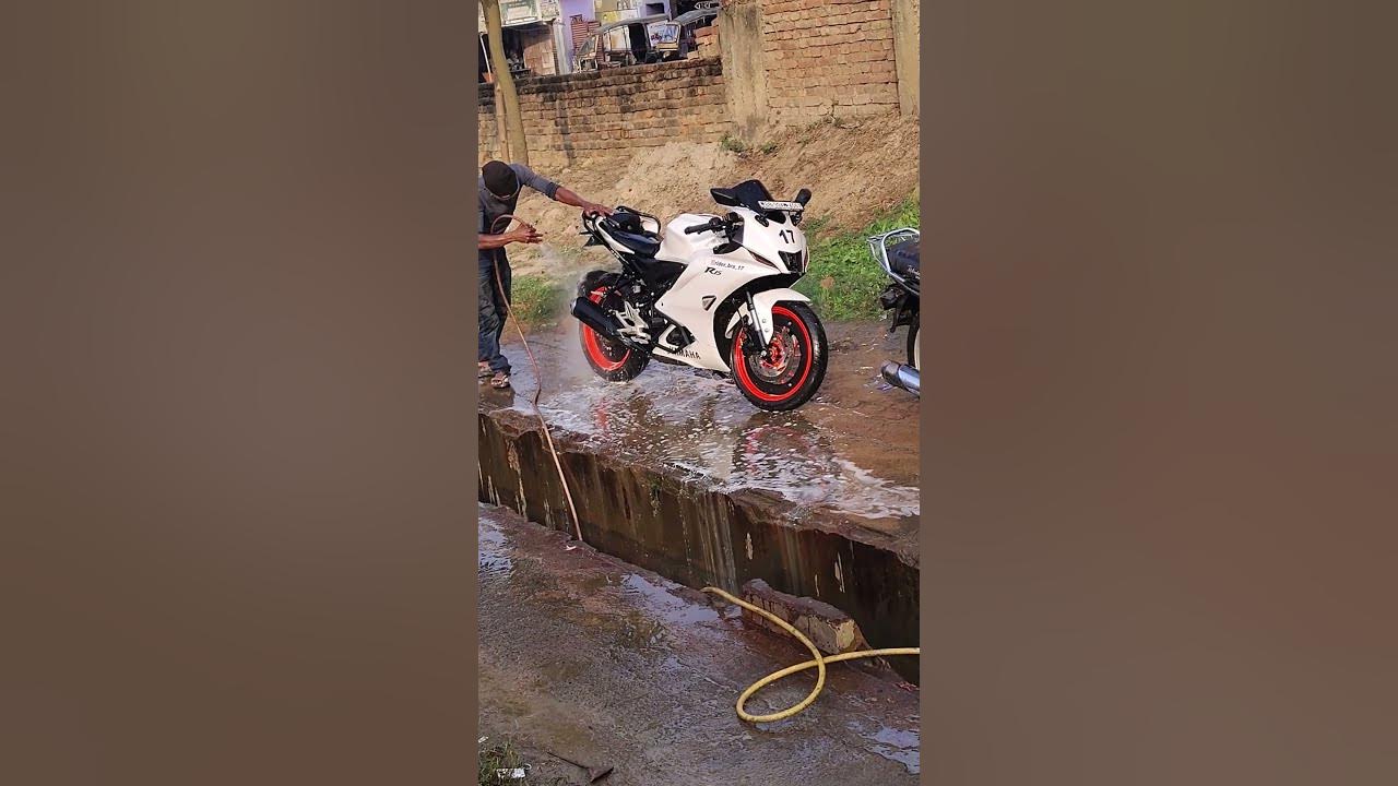 R15 v4 lover - YouTube