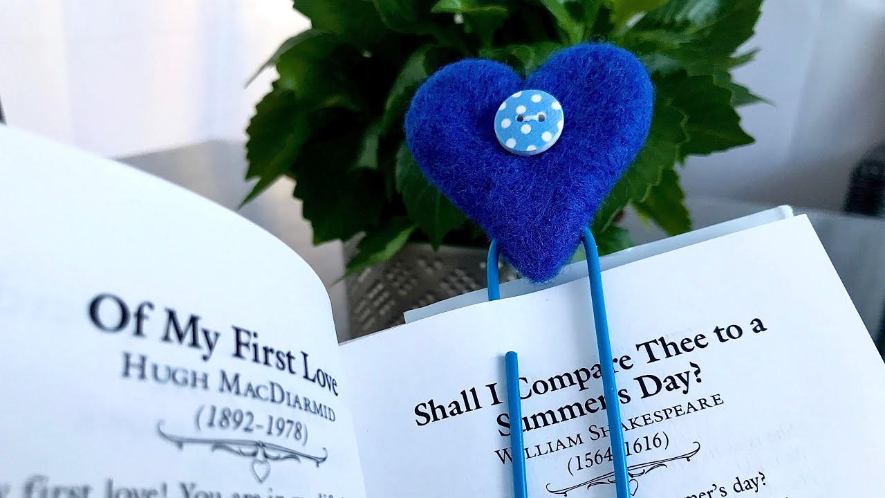 Making a bookmark - a needle felting tutorial - YouTube