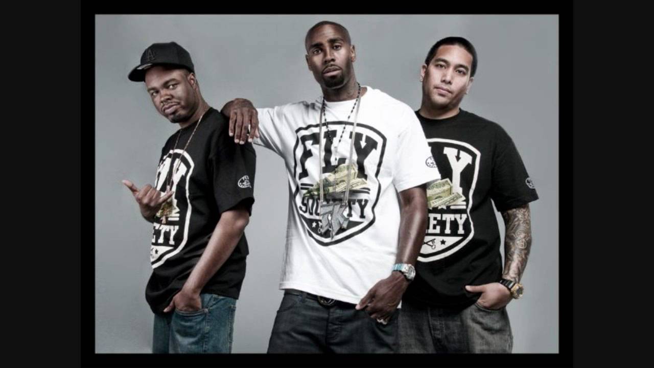 Fly Society Space Shuttle HD - YouTube