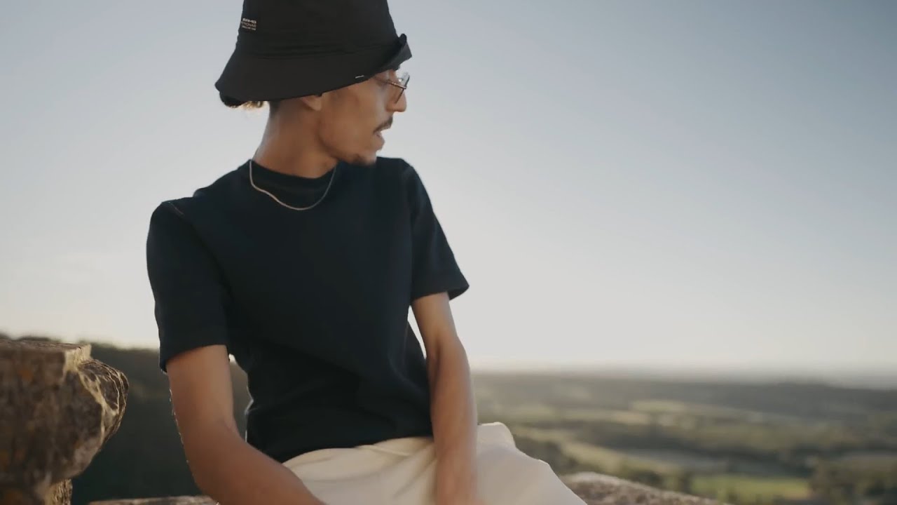 Flenn - Mozart ft. Zkr (Clip Vidéo) - YouTube