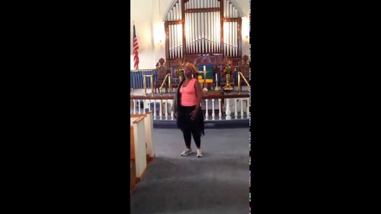 Kyra Gaunt sings at Emmanuel AME Church - YouTube