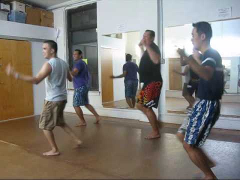 Hula Men's (Kane) Class in New York City - YouTube