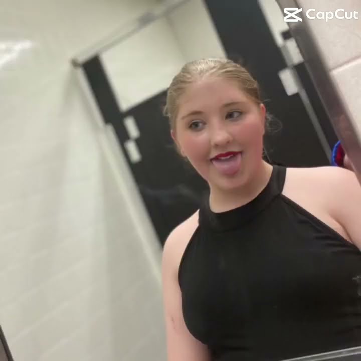 It’s cringe I just needed something so I could go to bed - YouTube