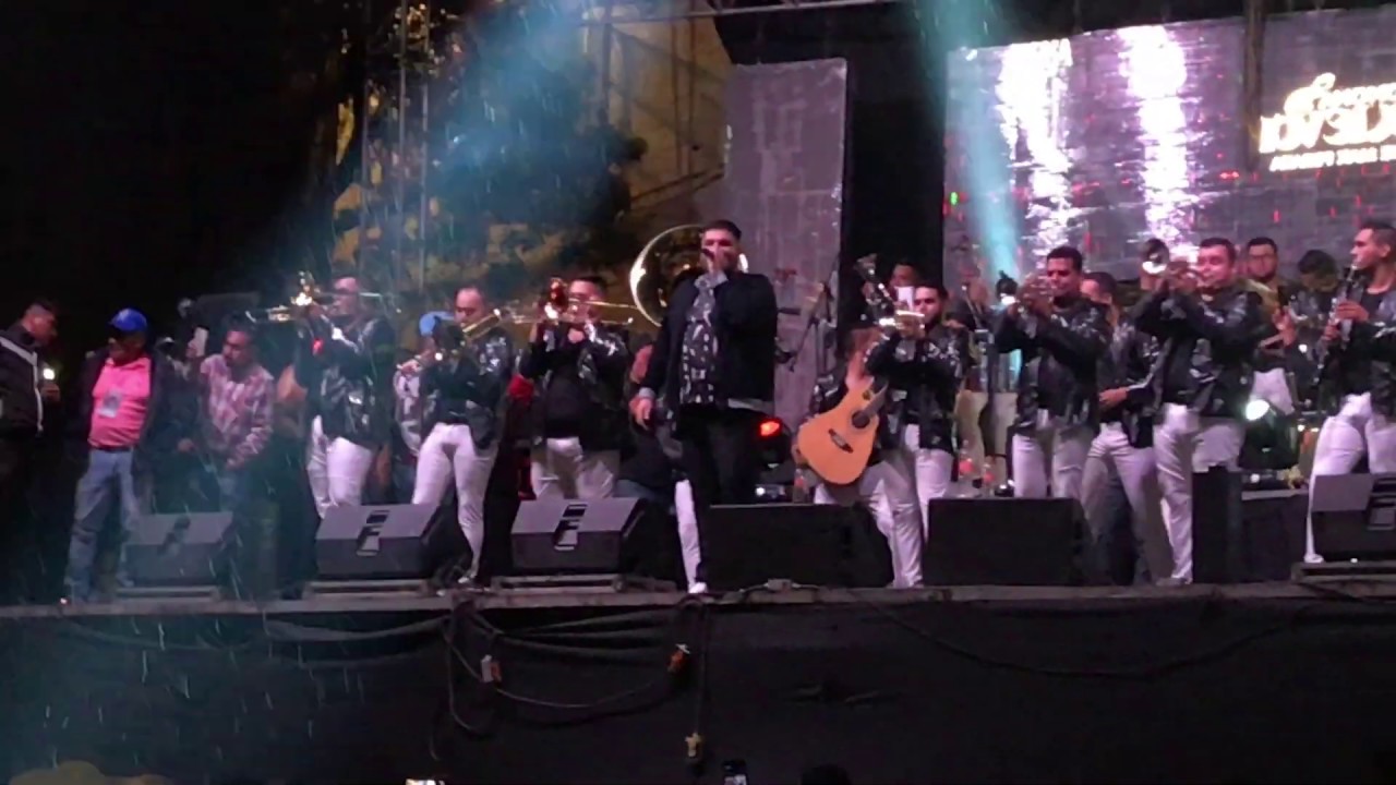 Popurri de Sones - Max Peraza y su Banda Clave Nueva en Zapotitlan ...