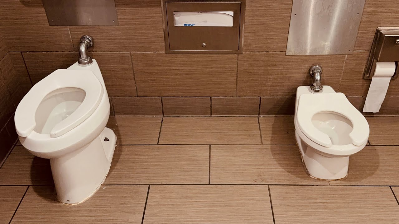Toddler ProFlo Elementary & Adult Kohler Highline AccuFlush Toilet ...