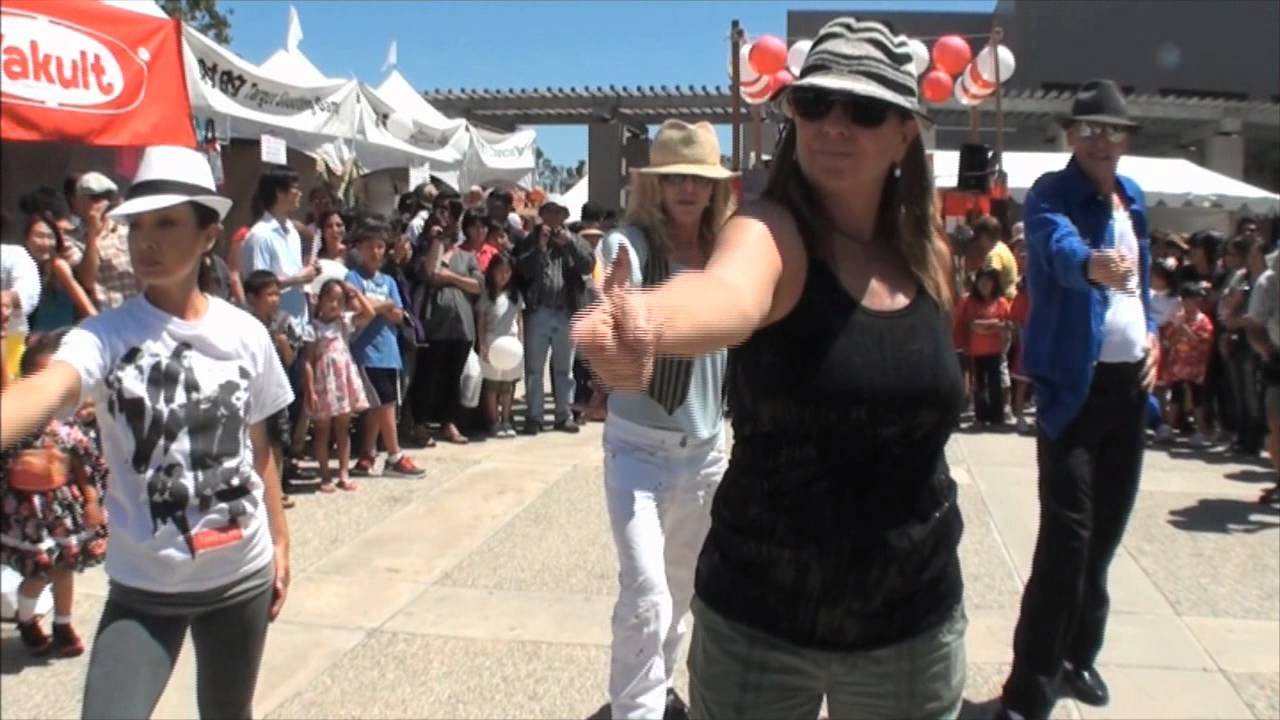 Flash Mob 4 Japan 2012 - YouTube