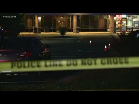 Police investigate shopping center in Chantilly, Virginia
