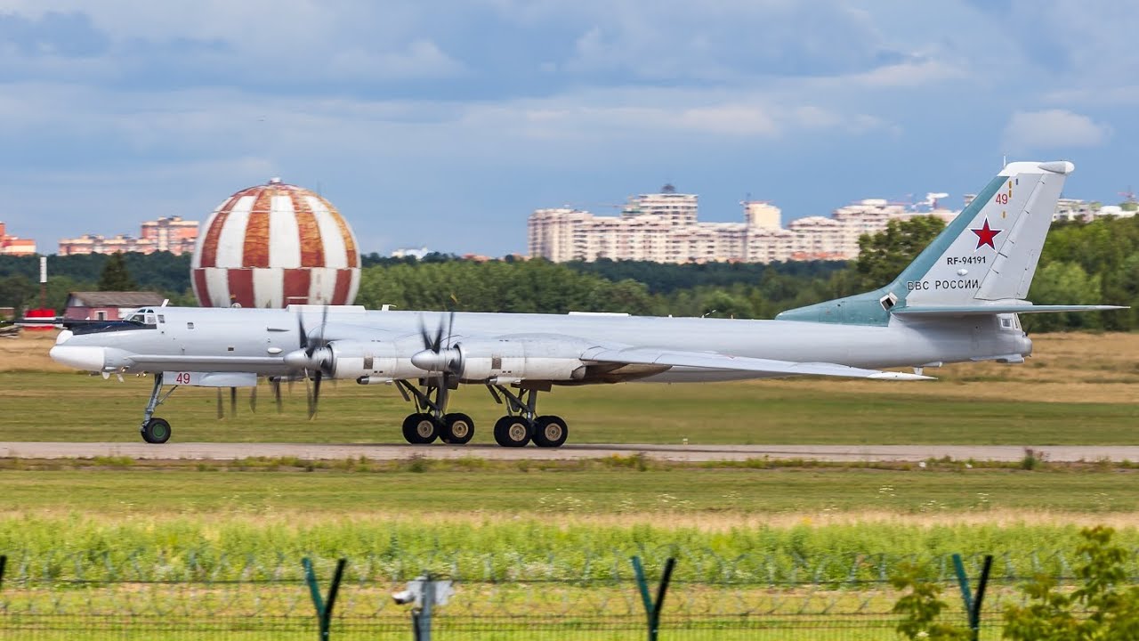 Tu-95 is a Strategic Bomber and Missile Carrier Aircraft of the Russian ...