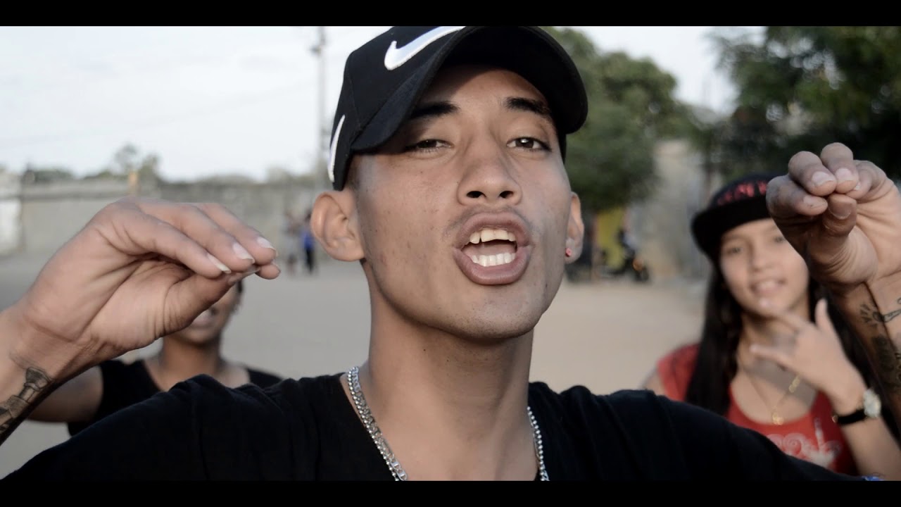 Me Puse Al Dia - Brayan Flow (Video Oficial) - YouTube