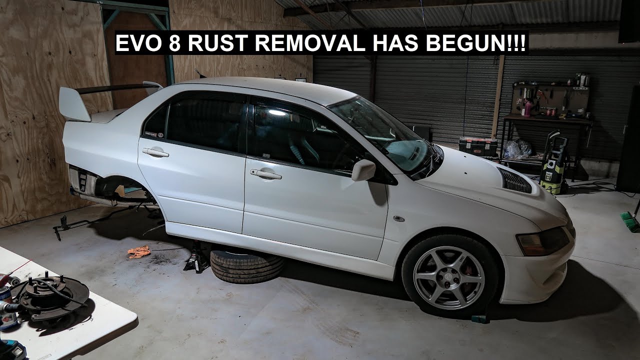 Evo 8 gets pulled apart!! Rusty Evo 8 Restoration Begins. - YouTube