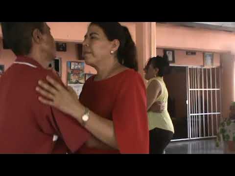 TEMA JUAN MARTHA OMAR HURTADO EL PULPO DE LOS TECLADOS FAMILIA TERAN - YouTube