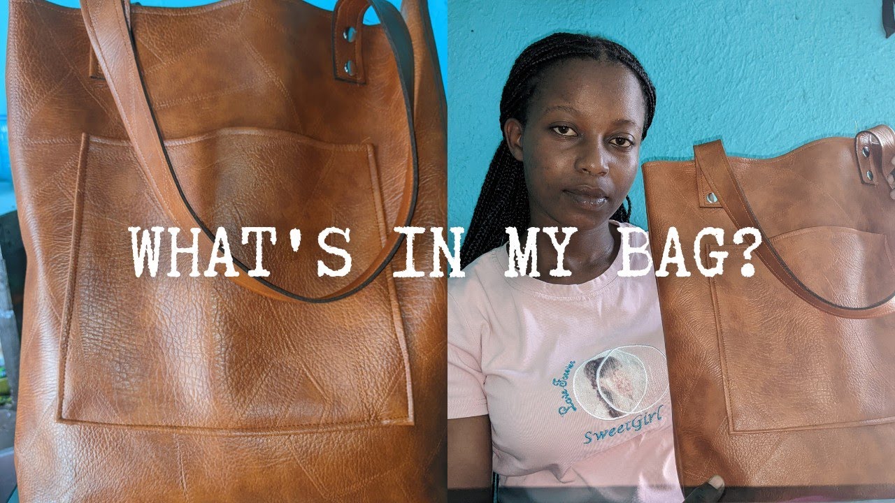 💠 what is inside my bag? what I take everyday to college 😂 - YouTube