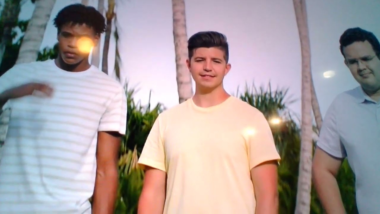 PRESTON IS IN THE NEW SONIC 2 - YouTube