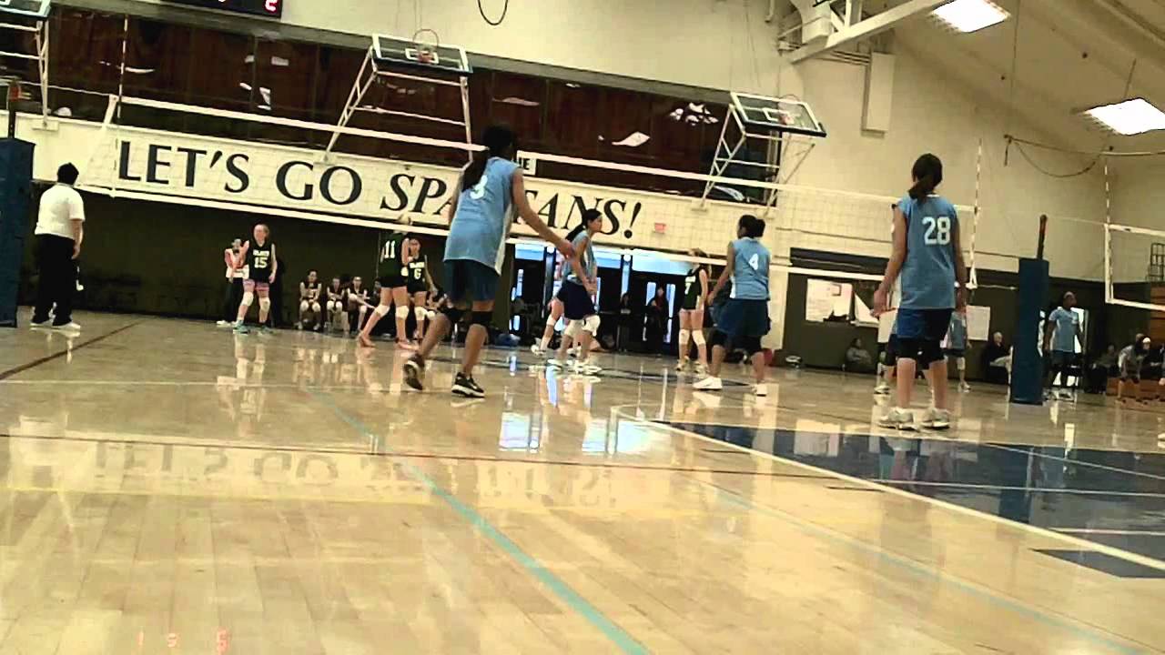 Sunnyvale Middle School Spartans Volleyball 2011 "Pump It" - YouTube
