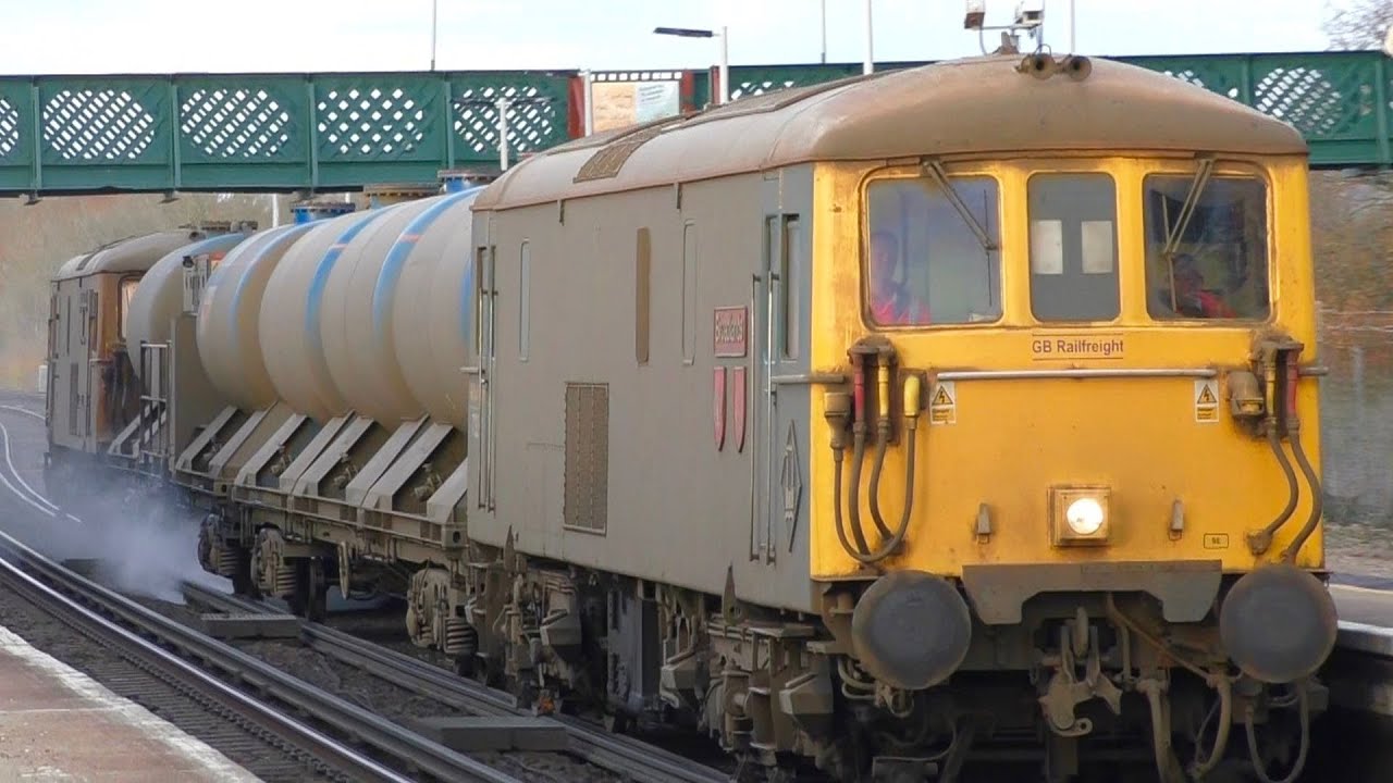GBRf 73201 + 73128 & Thameslink Class 700s & Southern Class 377s At ...