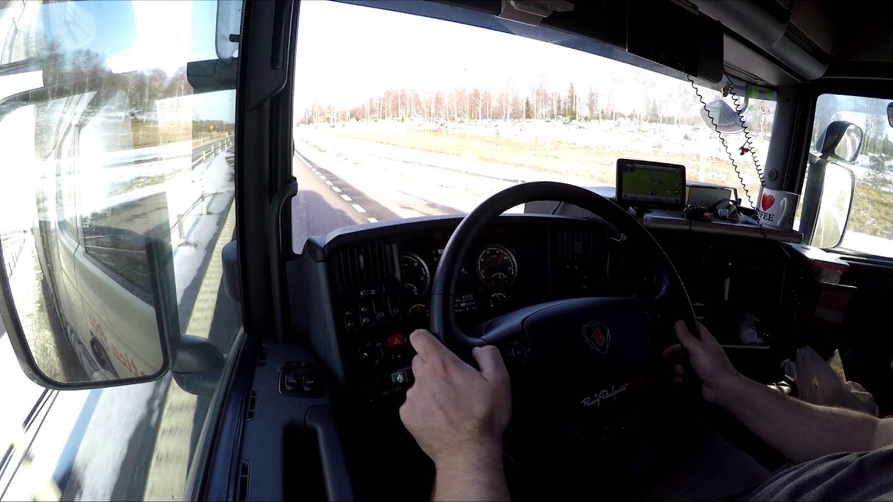 Scania, адаптивная система круиз-контроля Active Prediction - YouTube