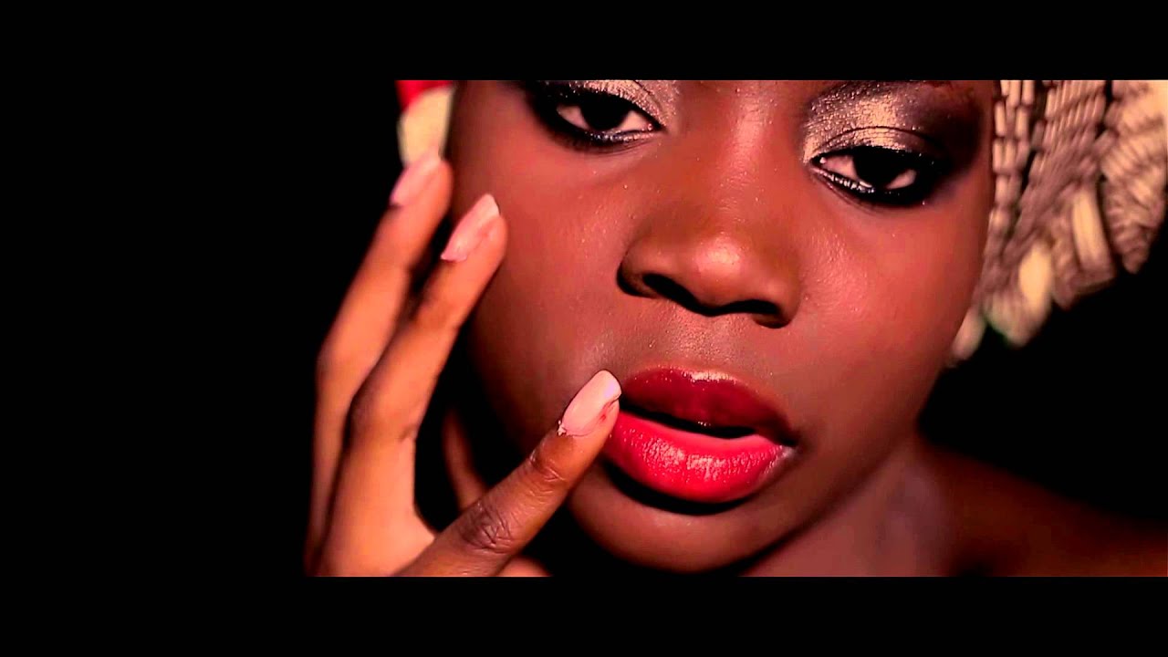 Doppaz - vem fazer amor (BC Kumpocha) official video clip - YouTube