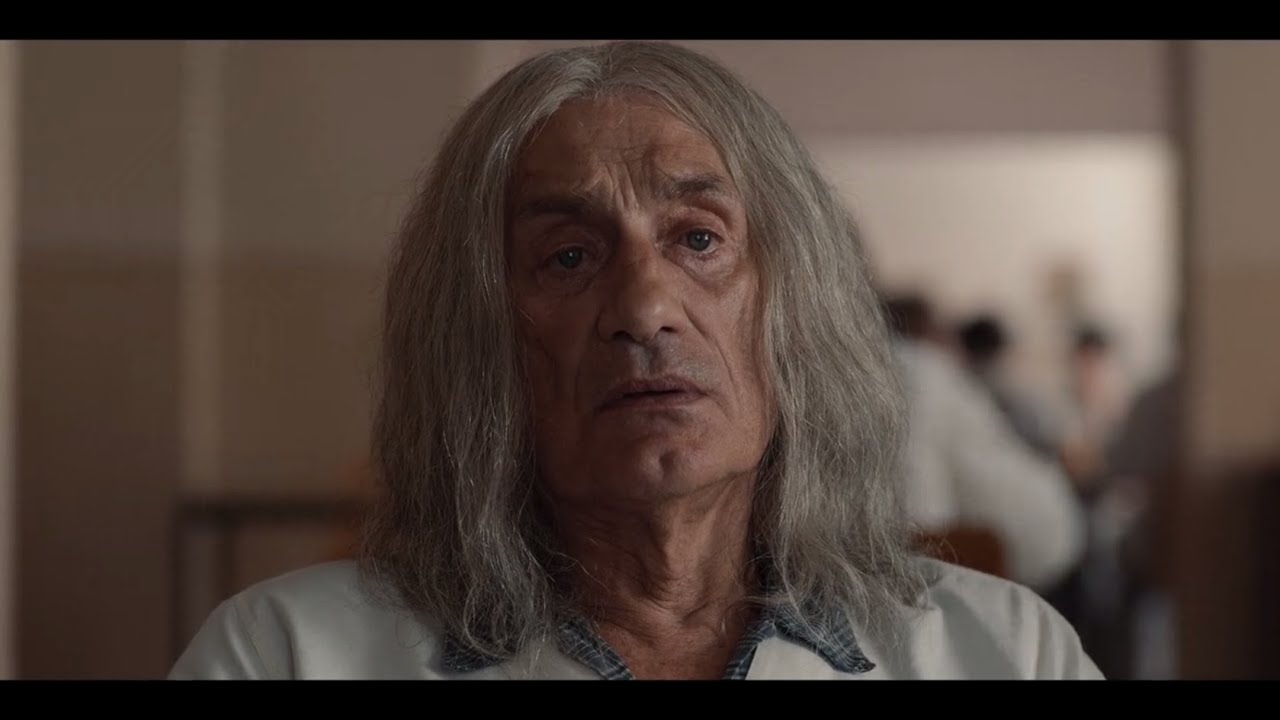 Dark S2E3 | Ulrich Velho conta para Egon 1987 que ele veio do Futuro ...