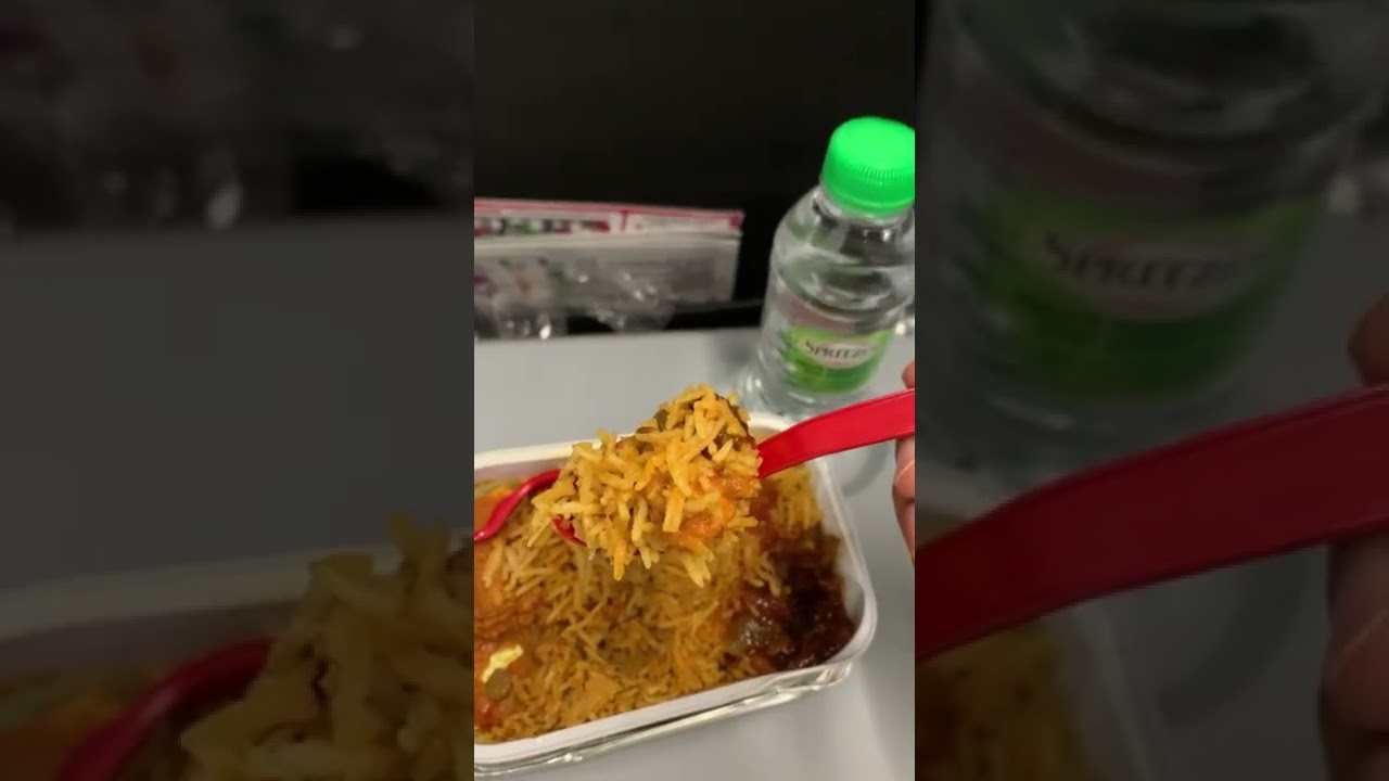Bukhara Chicken BIRIYANI in Air Asia flight for Rm 12 - YouTube