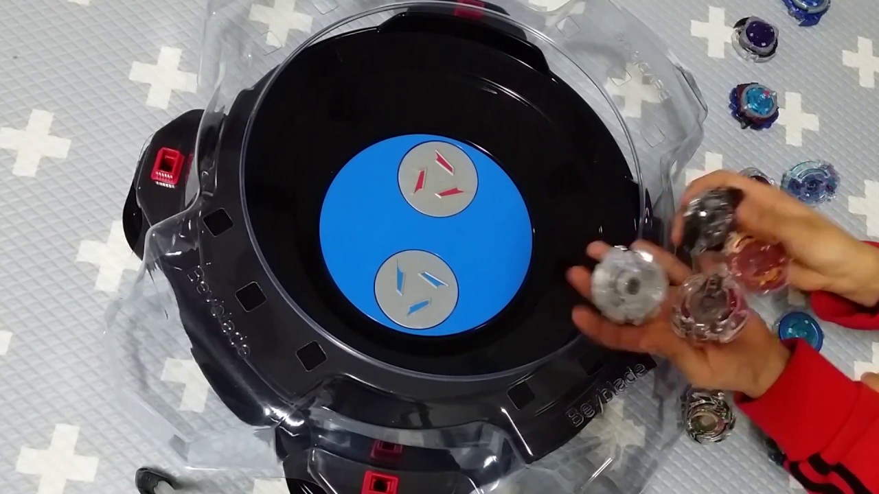 베이블레이드 버스트 팽이배틀 새해에 올리는 크리스마스 특집 3부 배틀 트리플 부스터 세트와 베이블레이드 개조세트 어택and밸런스 듀얼 스핀 베이 스테디움 팽이 배틀 삐까