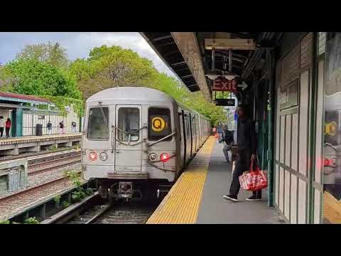 Manhattan bound R46 (Q) train departing Avenue J - YouTube