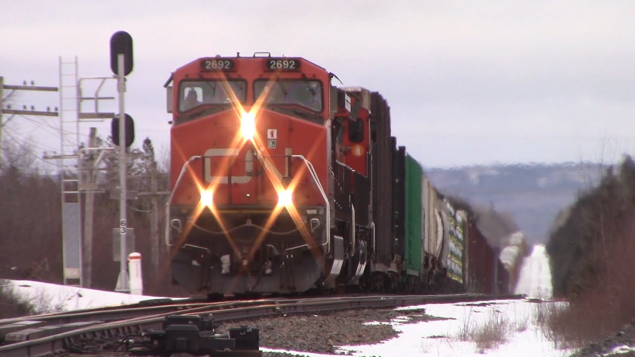 Nice Approach View! Long Manifest Train CN 507 Passing Belmont West at ...