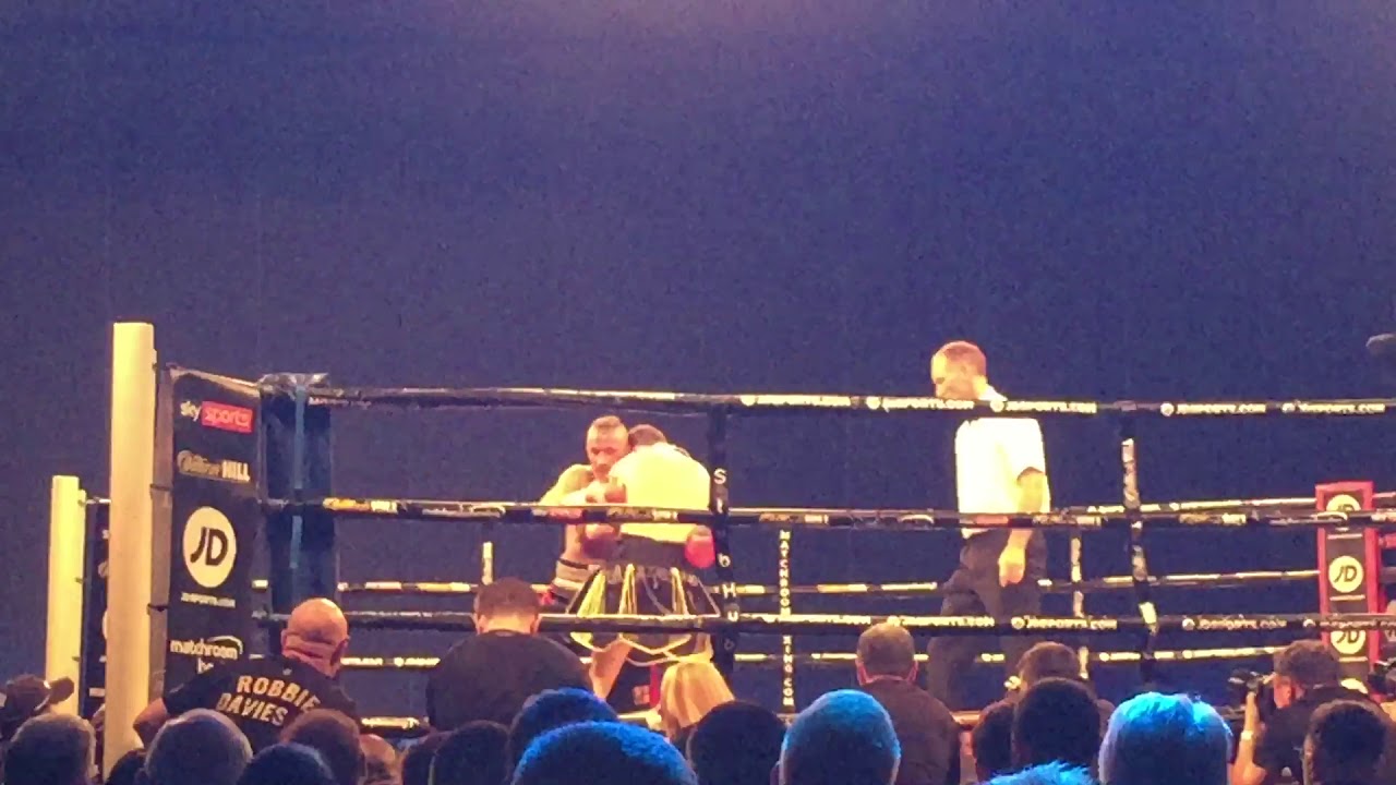 Robbie Davis Jr vs Michal Dufek - YouTube