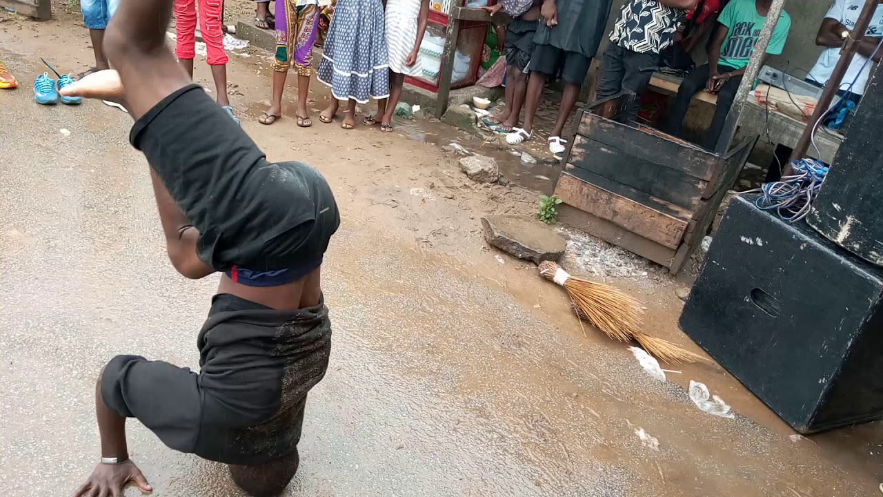 petit danseur abobo - YouTube